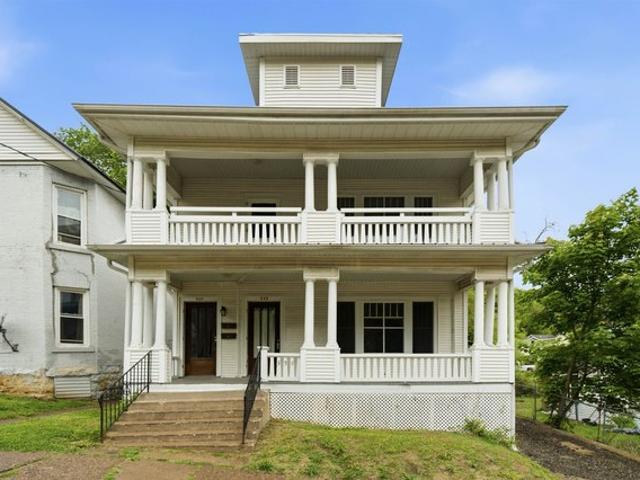 535 W 17th St, Dubuque, IA 52001
