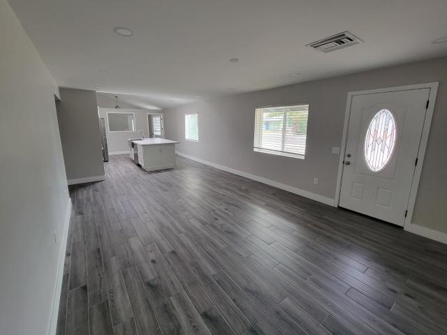 535 W 15th Street