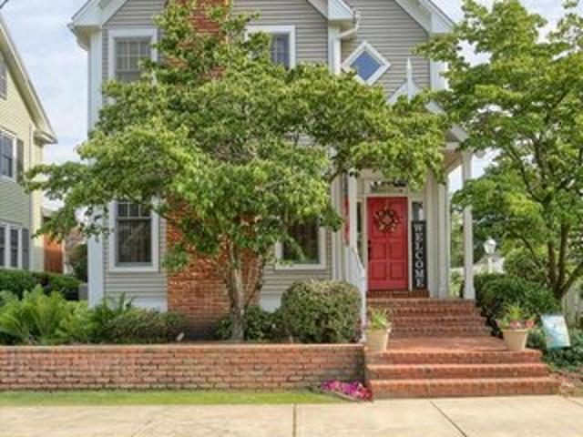 535 W High St, Hummelstown, PA 17036