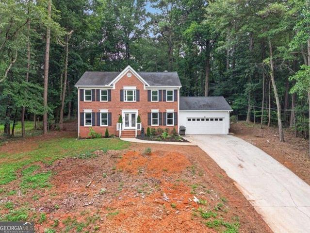 535 Woodrow Dr, Lawrenceville, GA 30043