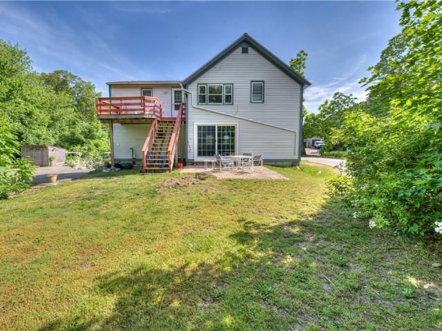 535 Ten Rod Road B