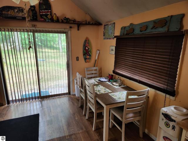 5364 Blue Lake Road, Ne