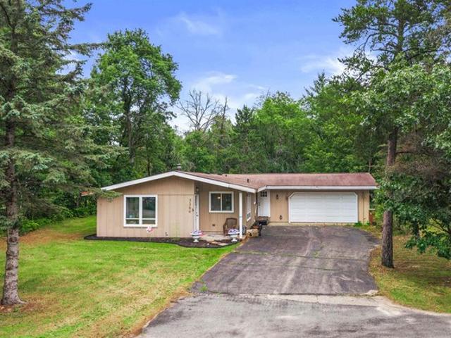 5364 Lily Ct, Stevens Point, WI 54481