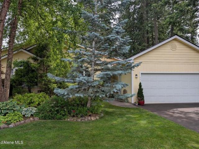 5364 W Broken Tee Rd, Rathdrum, ID 83858