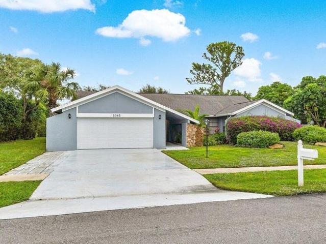 5365 Ouachita Dr, Lake Worth, FL 33467