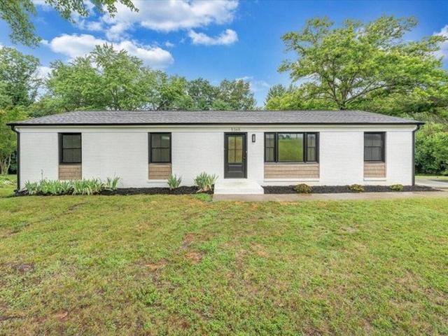 5365 Gieser Rd, Roanoke, VA 24018