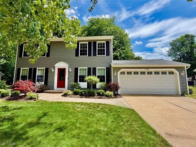 5365 Lenore Dr, Mentor, OH 44060