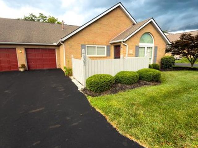 5365 Pond View Dr, Westerville, OH 43081