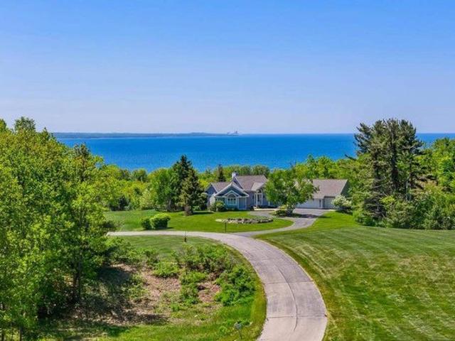 5365 Windward Psge, Harbor Springs, MI 49740