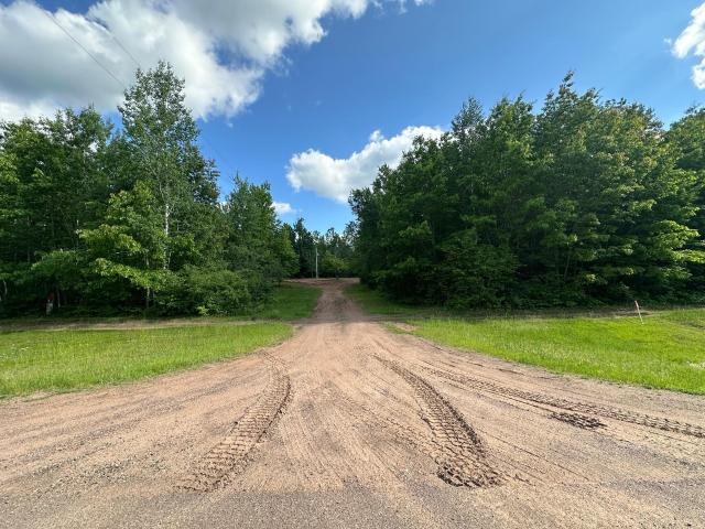 53680 Oak Leaf Road