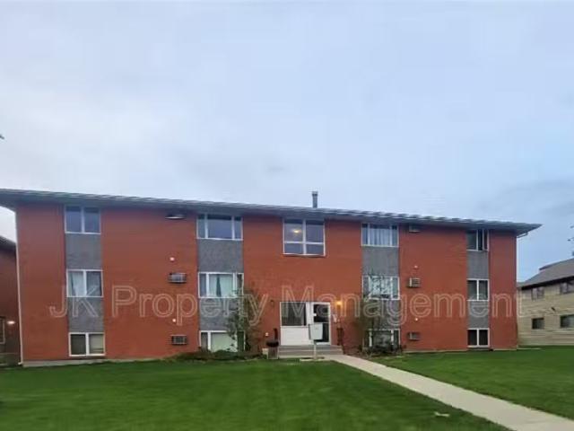 53694976 3524 11th Ave S #06