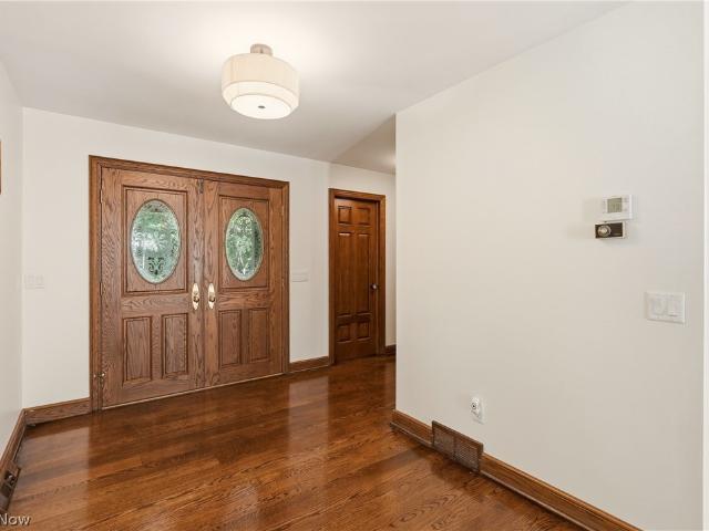 5360 Som Center Road