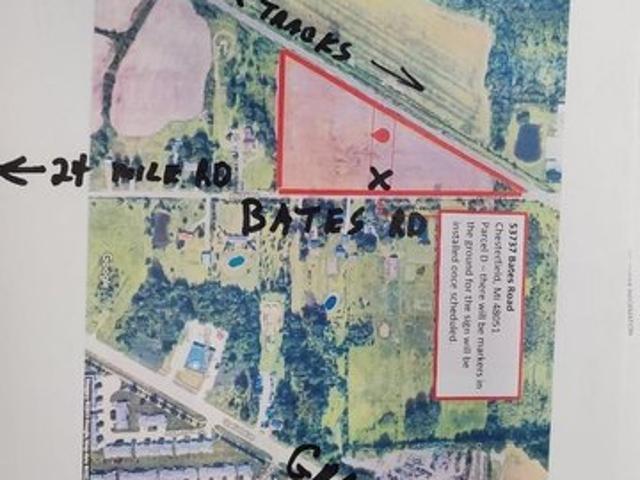 53615 Bates Rd, Chesterfield, MI 48051