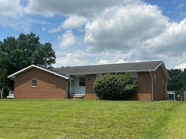5361 Lucasville Minford Rd, Minford, OH 45653