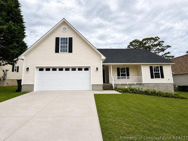 5361 Pringle Way, Hope Mills, NC 28348
