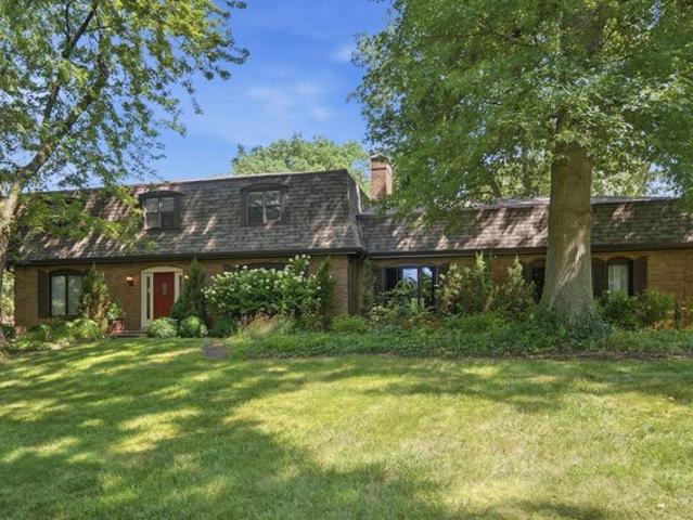 5362 Palisades Dr, Cincinnati, OH 45238