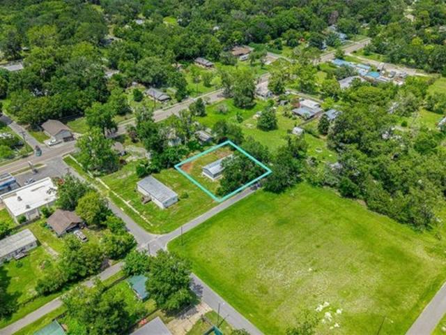5363 Orange St, Hampton, FL 32044