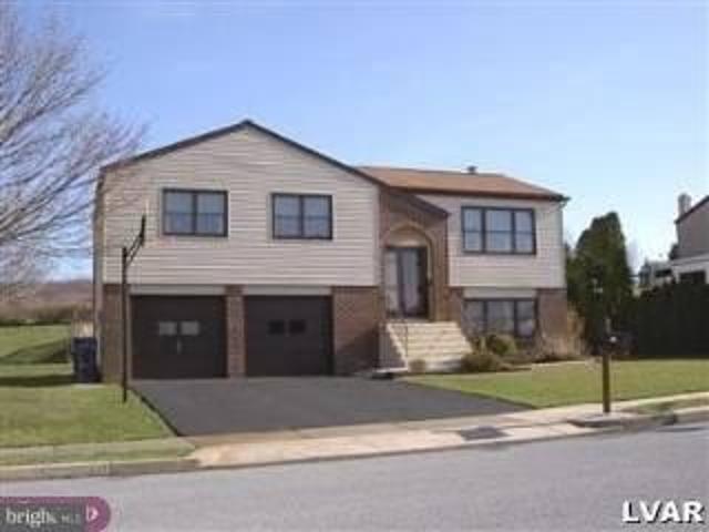 536 Celia Ave, Topton, PA 19562