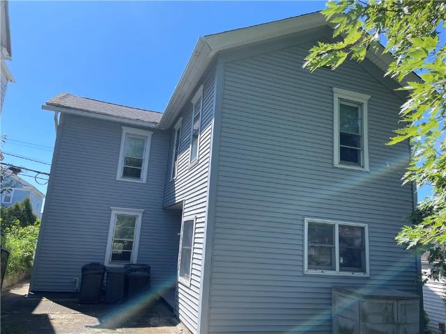 536 Adams St
