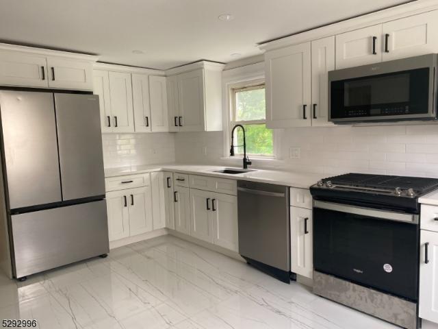 536 Broughton Ave