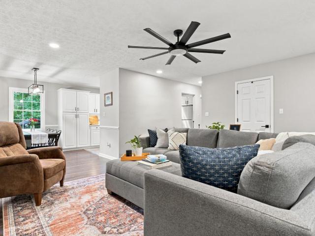 536 Dunivan Dr
