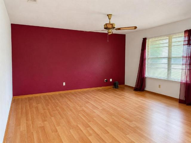 536 E 4th Street