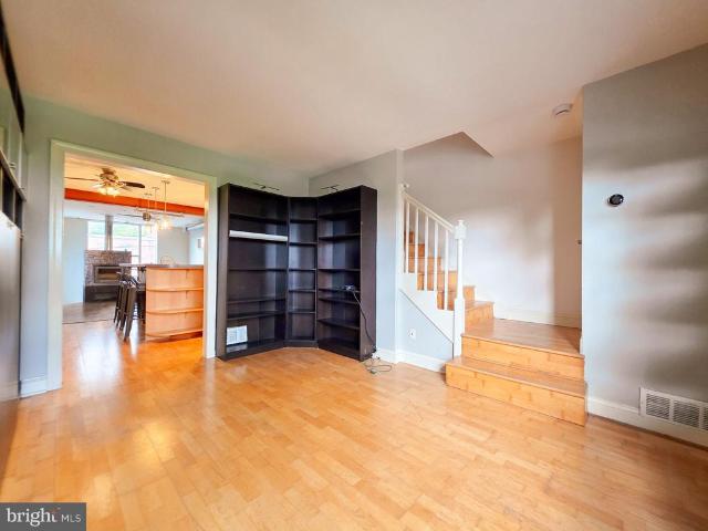 536 E Glendale Avenue