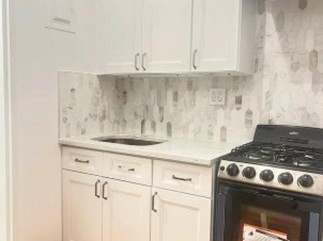 536 East 89th Street, New York, NY