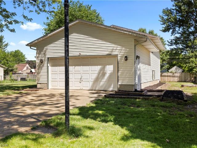 536 Fieldstone Drive