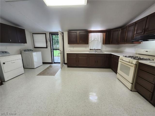 536 Oak Circle SW