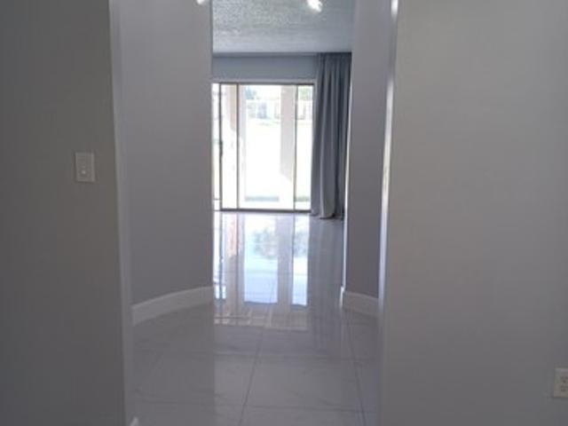 536 Orange Dr Apt 11, Altamonte Springs, FL 32701