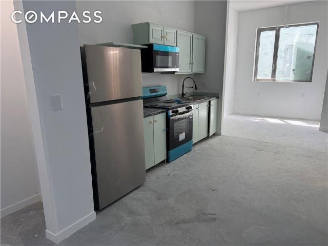 536 Smith St 104, Providence, RI