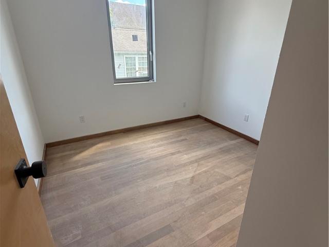 536 Smith Street 203