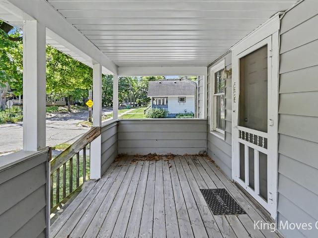 536 Shepard Street
