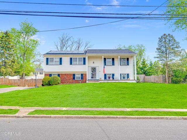 536 Skylark Dr, Toms River, NJ 08755