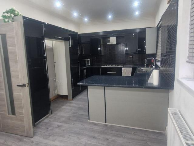 536 Stratford Road B11, 3 bed flat to rent, £1,425 pcm | PrimeLocation