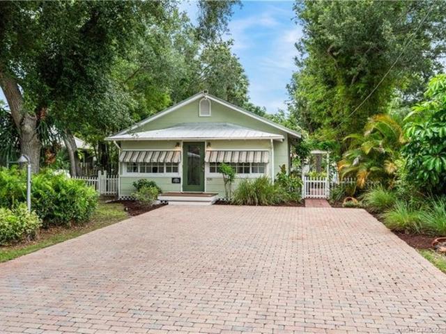 536 SW Halpatiokee St, Stuart, FL 34994