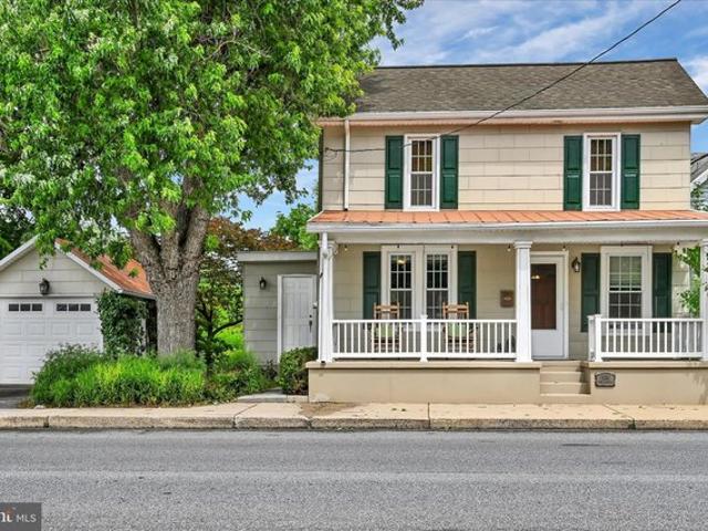 536 W High St, Manheim, PA 17545