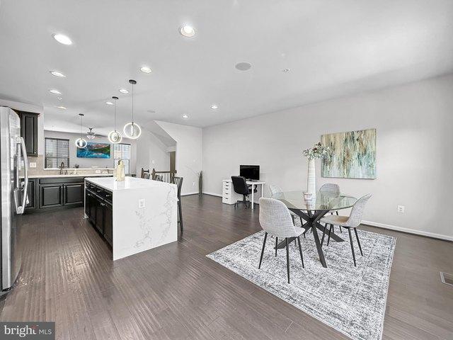 536 Willow Bend Dr, Glen Burnie, MD 21060