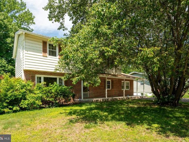 536 Williamsburg Lane