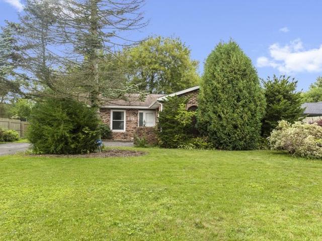 536 Thompson Ave, Winthrop Harbor, IL 60096