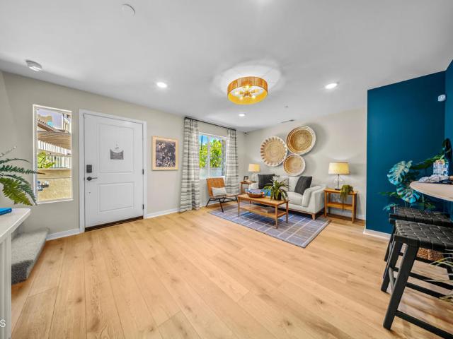 536 Via Zibello, Camarillo, CA 93012 | MLS #V1 36013VC