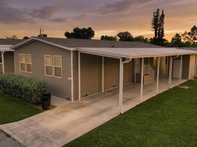 536 Zebra Dr Unit 536, North Fort Myers, FL 33917