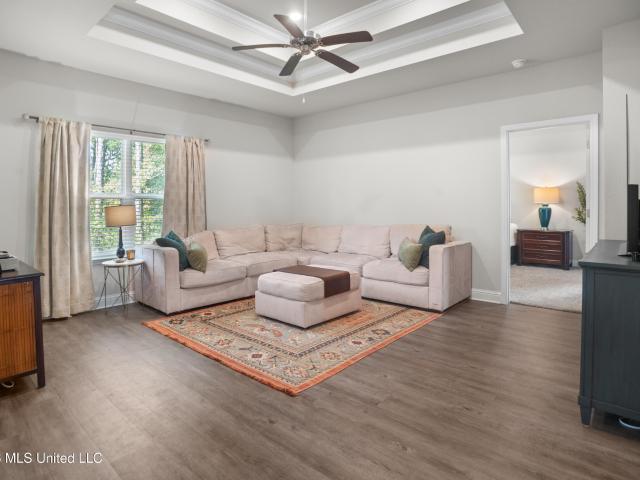 5374 Leeds Lane