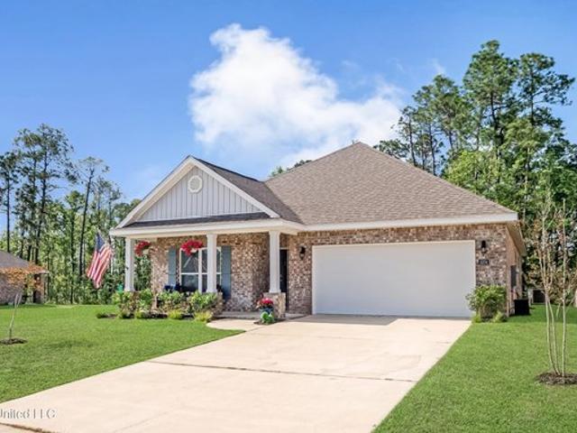 5374 Leeds Ln, Biloxi, MS 39532