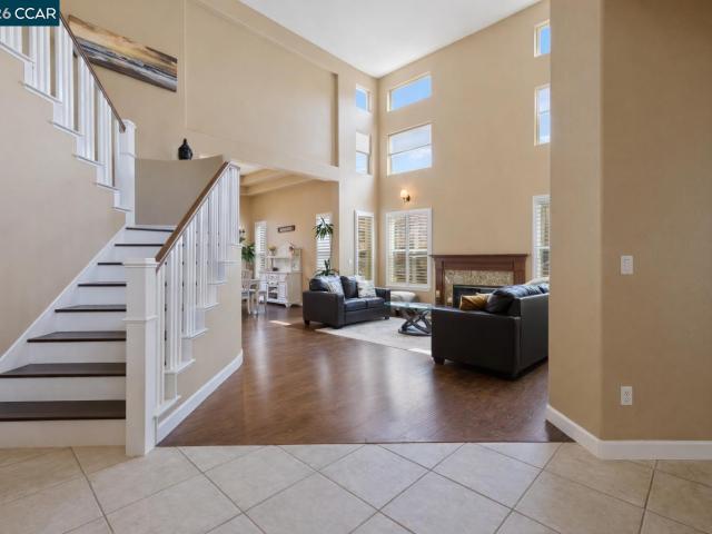 5375 Fernbank Dr, Concord, CA 94521 | MLS #41131 | Compass