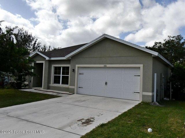 5376 Oakland Lake Cir, Fort Pierce, FL 34951