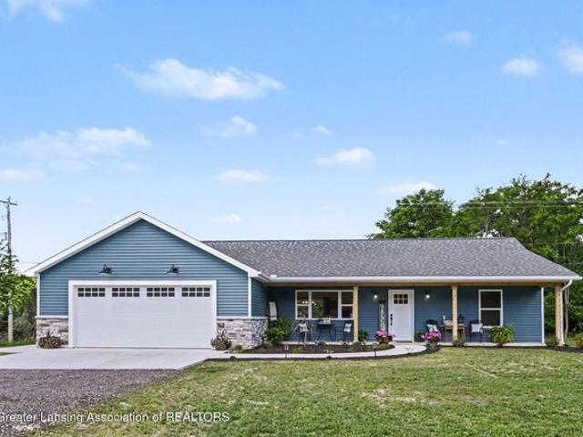 5376 S M 52, Stockbridge, MI 49285