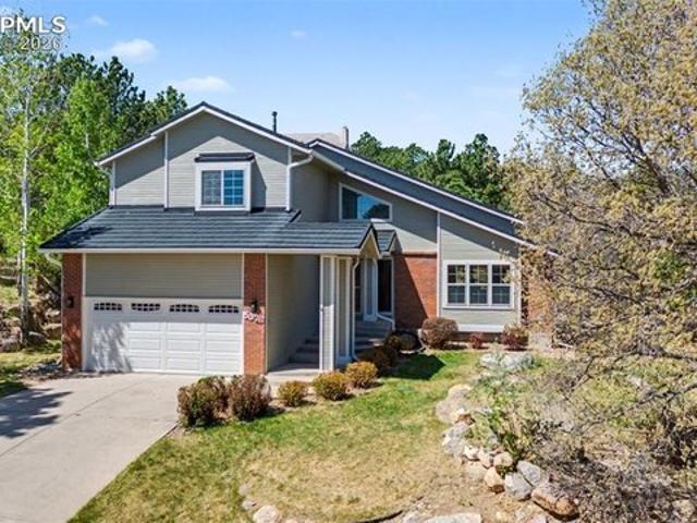 5376 W Cliff Point Cir, Colorado Springs, CO 80919