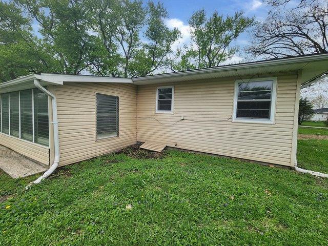 5377 Cleveland Ln, Merrillville, IN 46410